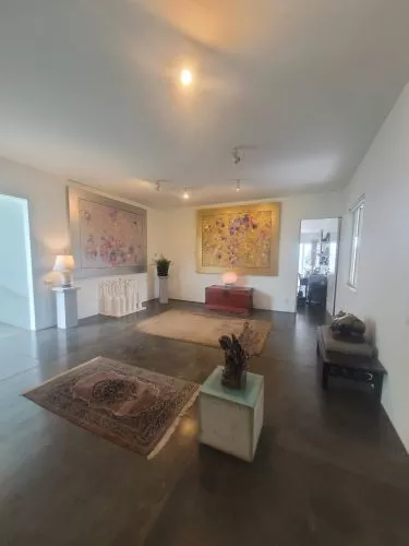 Rumah Minimalis Modern Karya Tan Tjiang Ay di Sayap Setiabudi Bandung ...