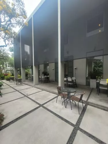 Rumah Minimalis Modern Karya Tan Tjiang Ay di Sayap Setiabudi Bandung ...
